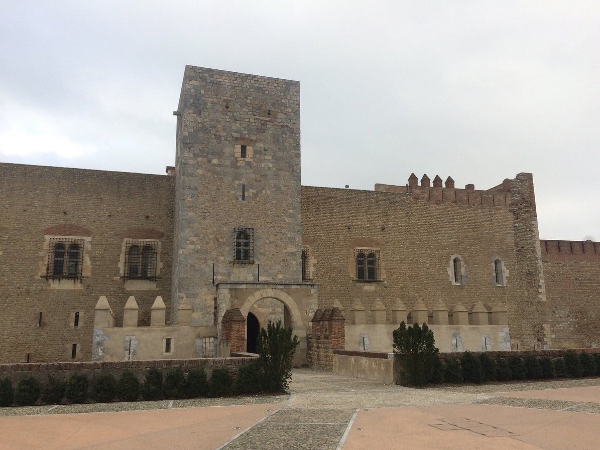 Palais De Majorque: Medieval Splendor in Perpignan - International ...
